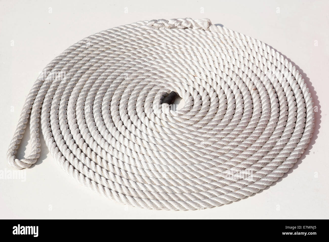 Shipping rope coil texture background hi-res stock photography and ...