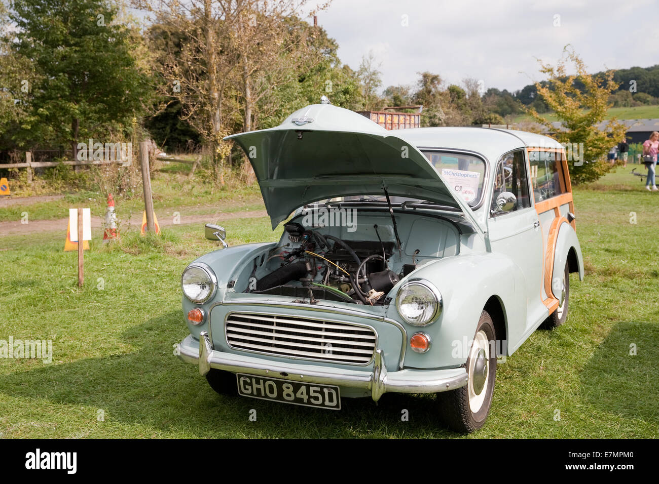 Blue Morris Minor 1000 1098cc 1966 at the St Christopher's Hospice ...