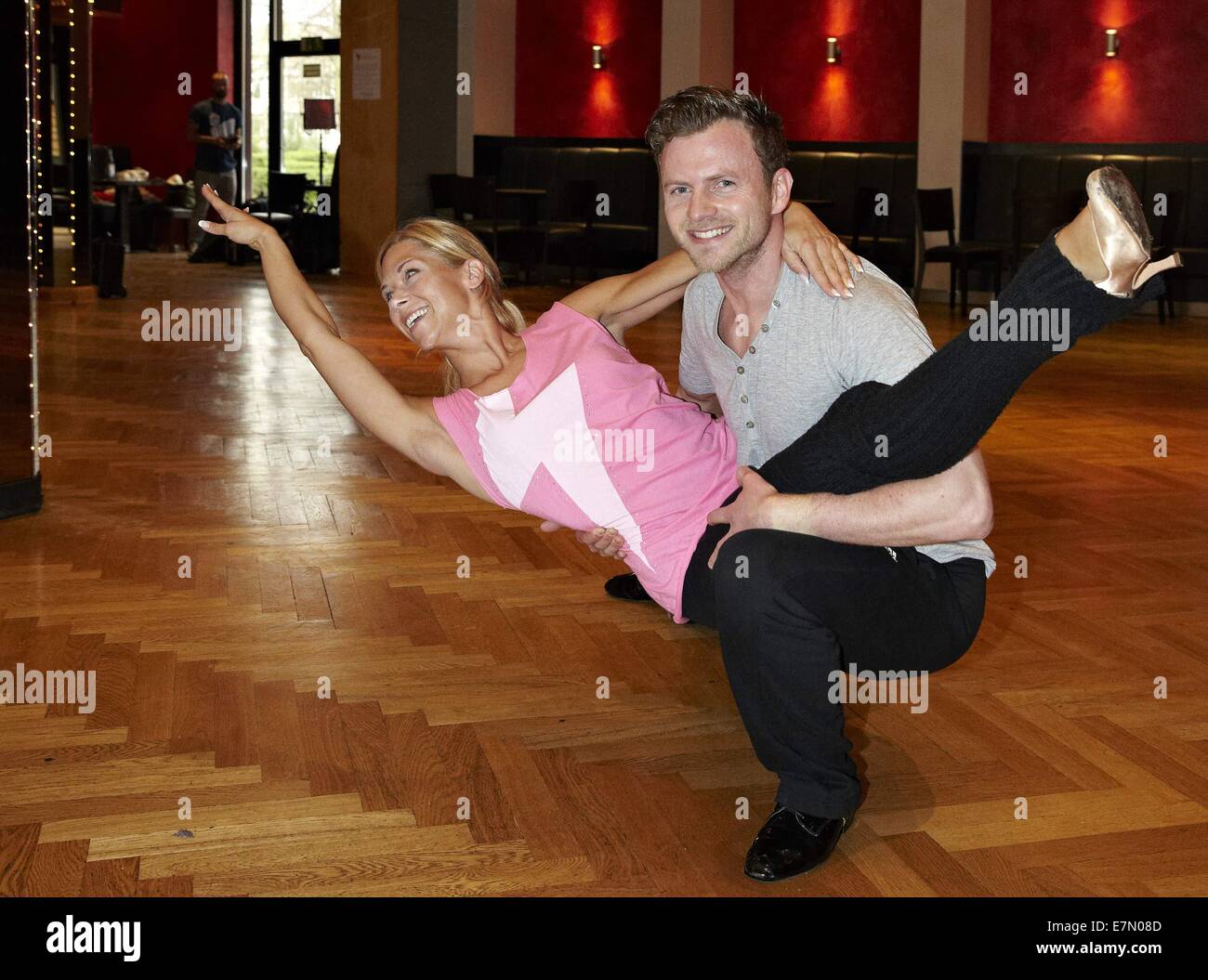 Tanja Szewczenko practicing together with dance instructor Willi ...