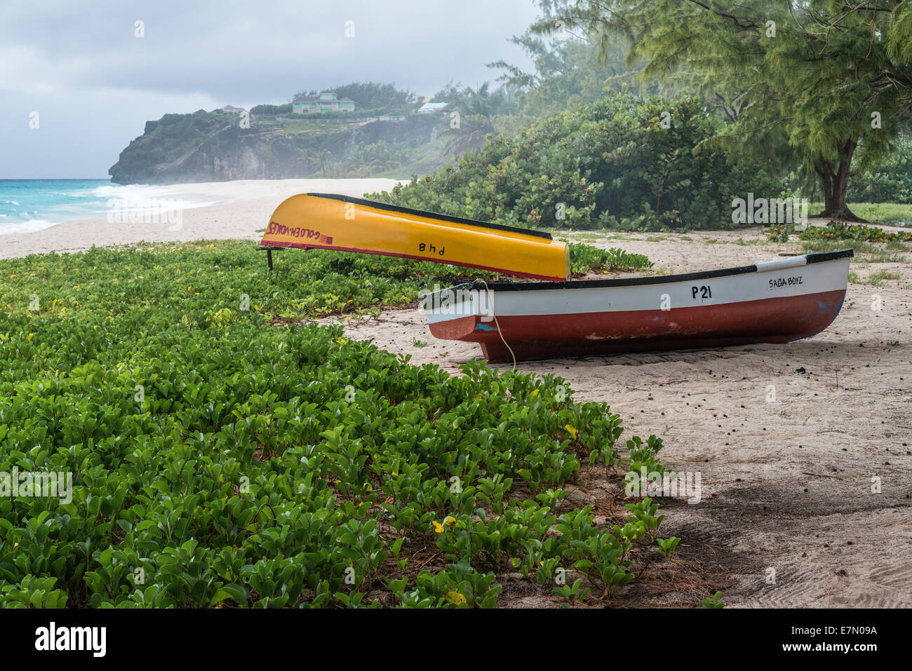 Fishing boat barbados hi-res stock photography and images - Alamy