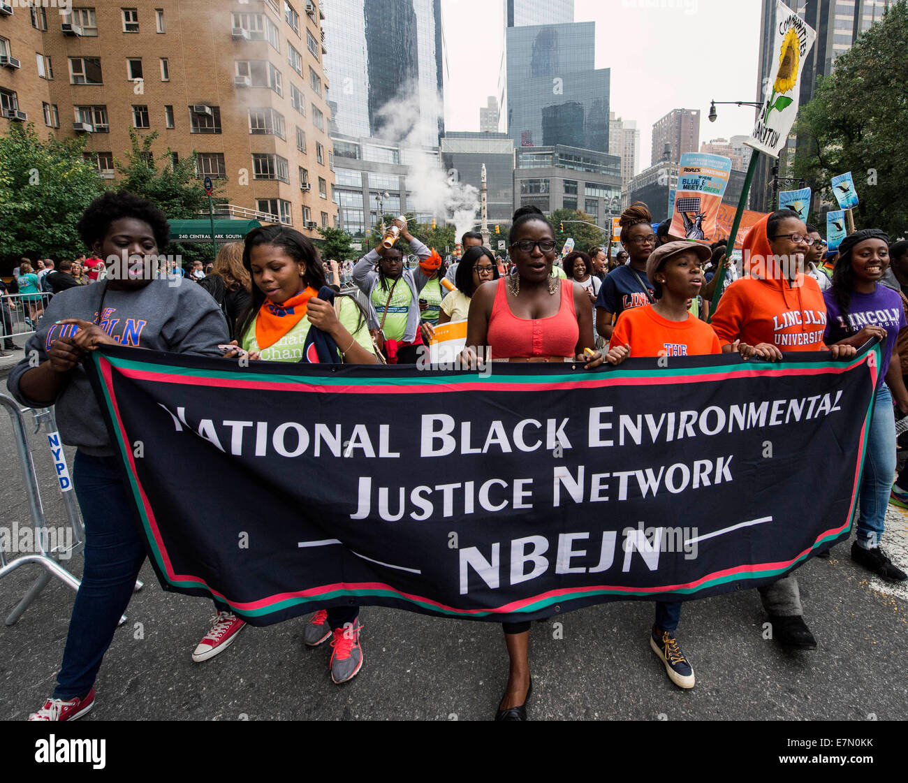 New York, NY, USA. 21st Sep, 2014. Demonstrators gather for the People ...