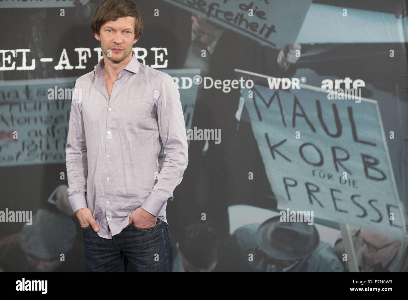 Leading actors promoting the ARD TV political thriller 'Die Spiegel ...