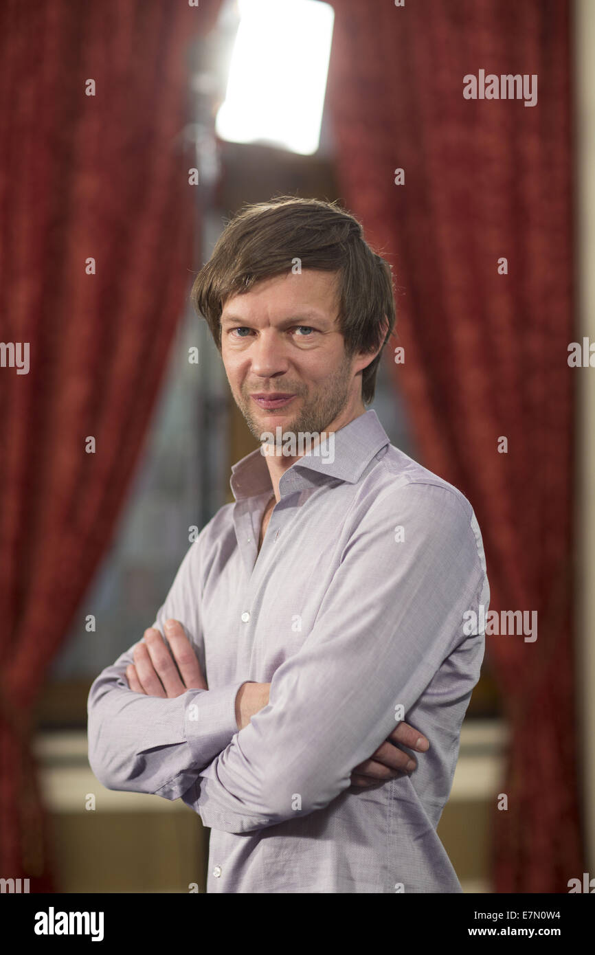 Leading actors promoting the ARD TV political thriller 'Die Spiegel ...