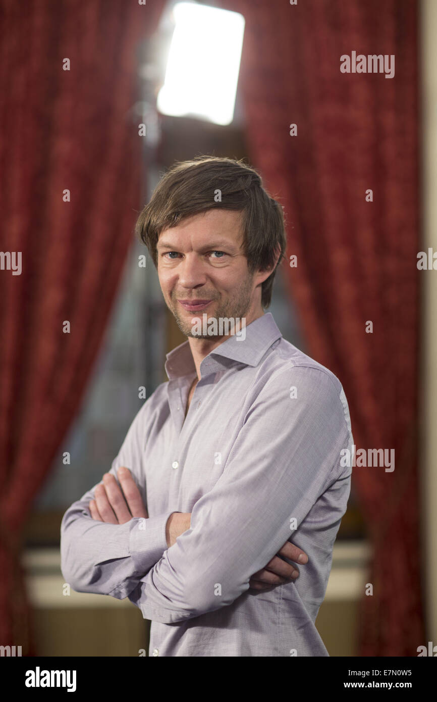 Leading actors promoting the ARD TV political thriller 'Die Spiegel ...