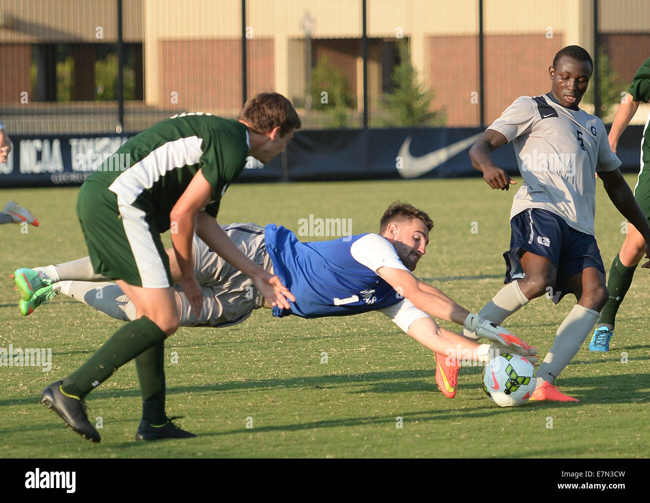 Washington, DC, USA. 21st Sep, 2014. Georgetown goalkeeper Tomas Gomez ...