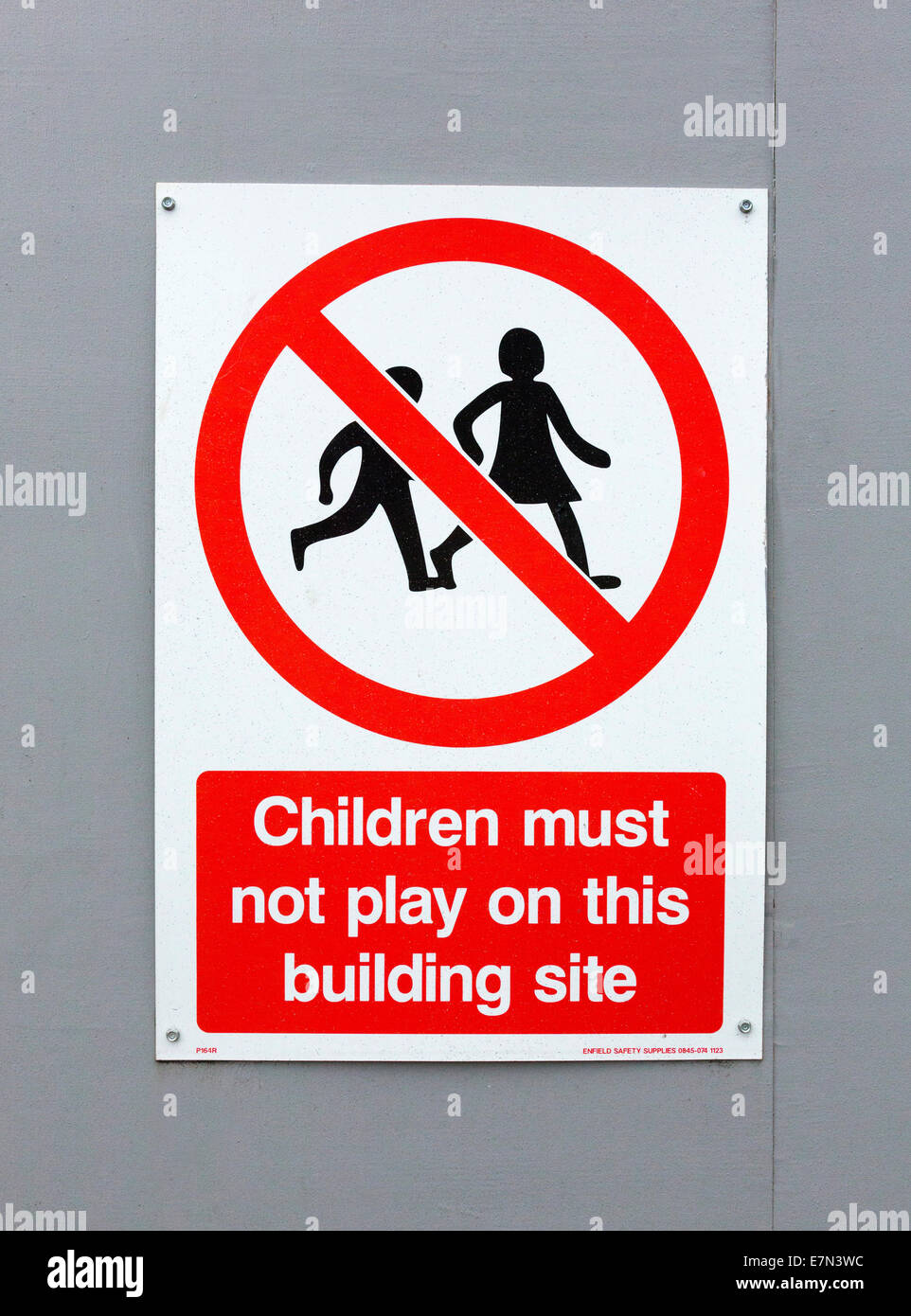 Children at play warning sign hi-res stock photography and images - Alamy