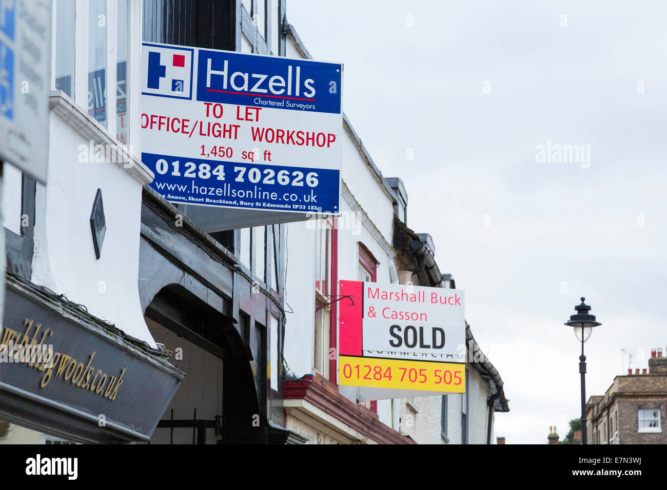 To let sign hi-res stock photography and images - Alamy
