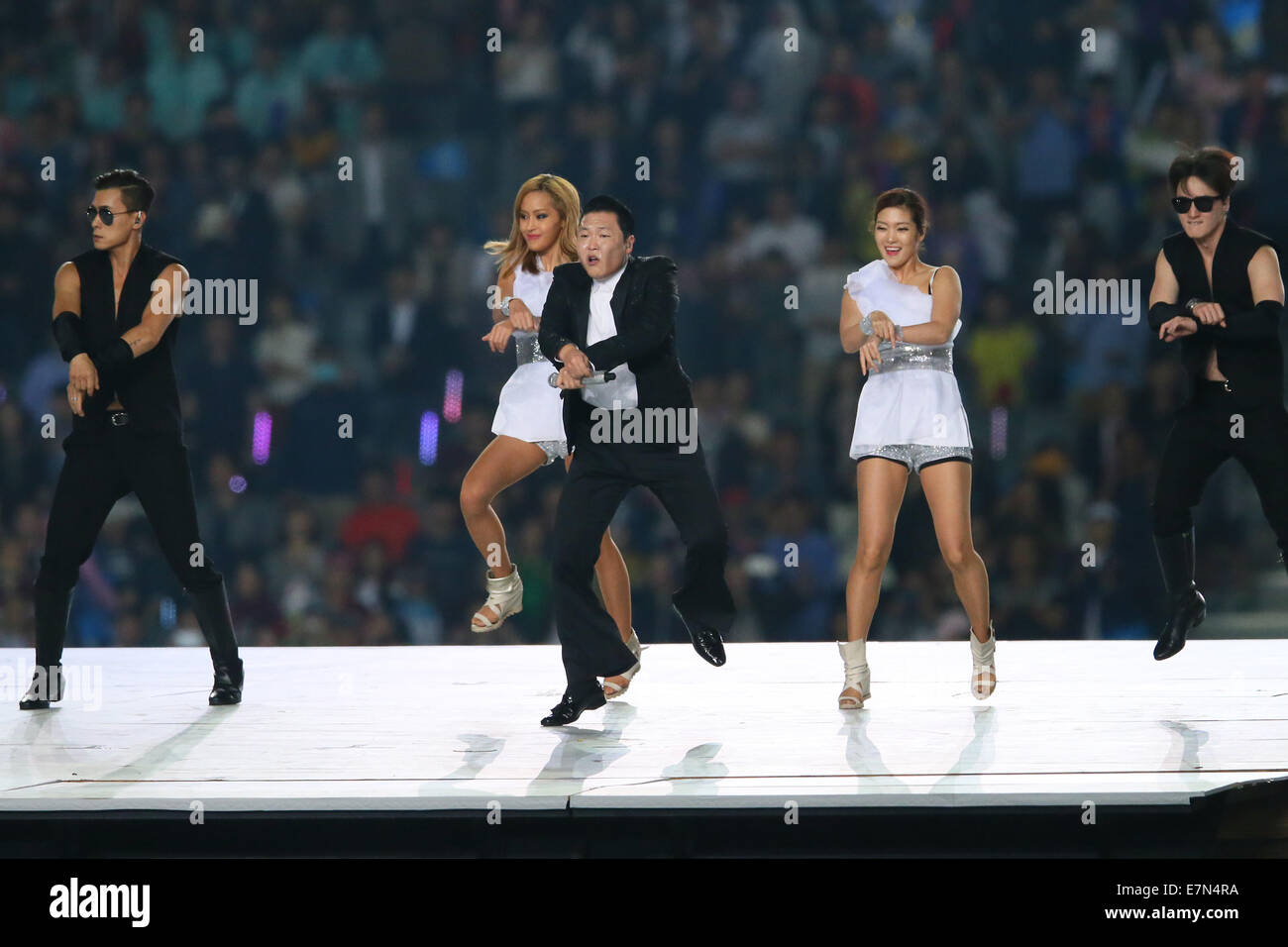 Incheon asiad main stadium hi-res stock photography and images - Alamy