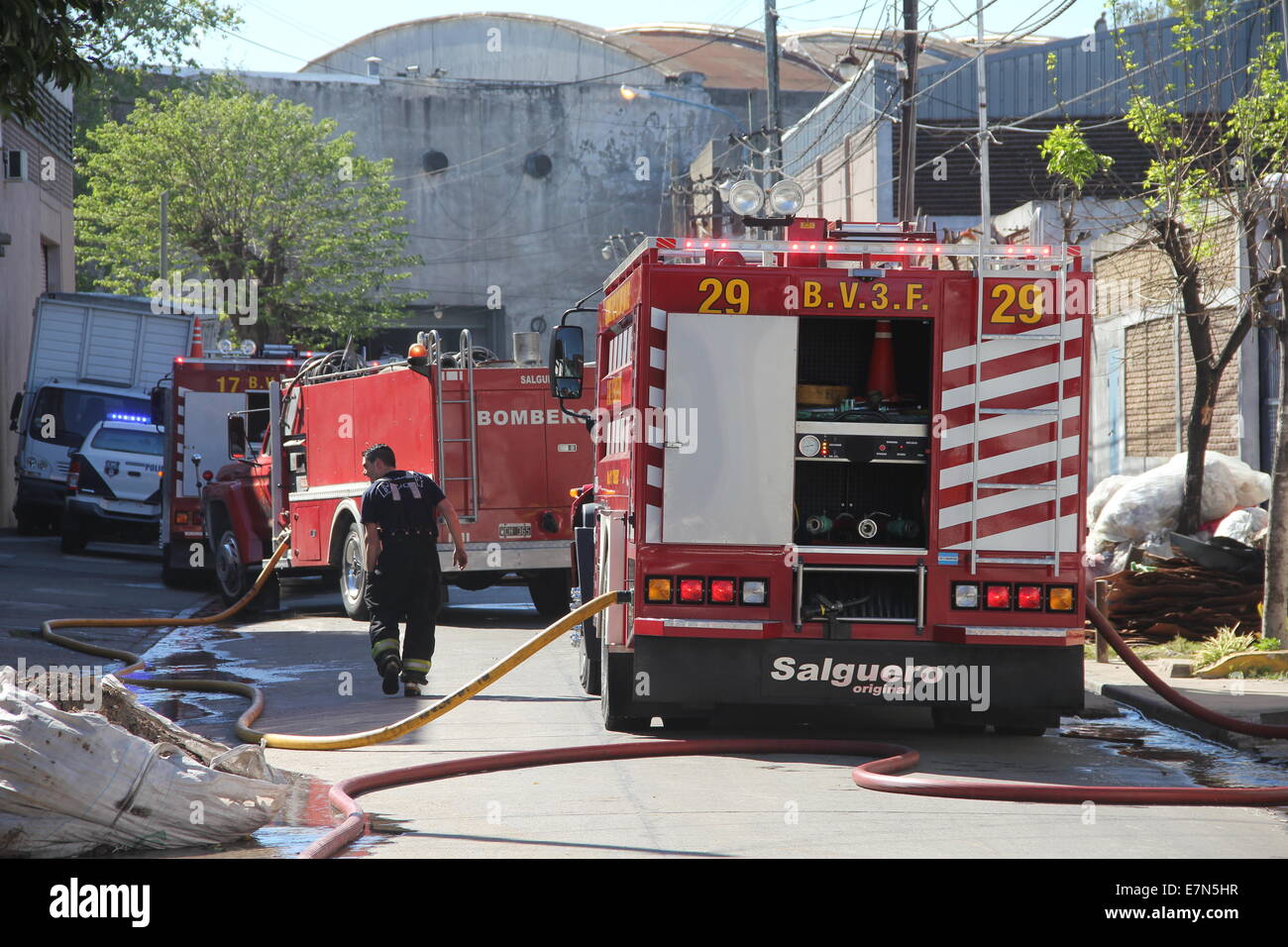 Factory fire hi-res stock photography and images - Alamy