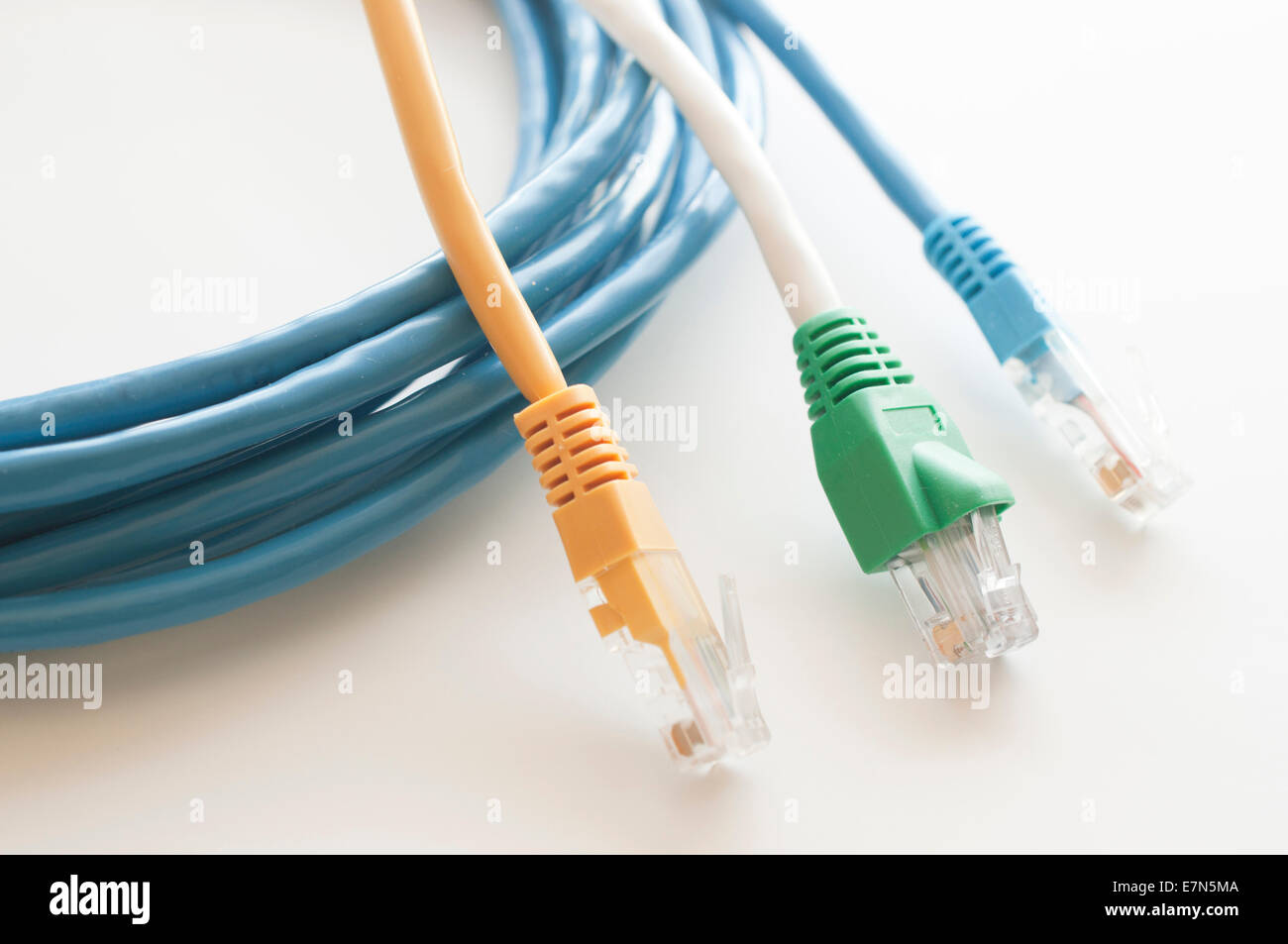 Computer network cables hi-res stock photography and images - Alamy