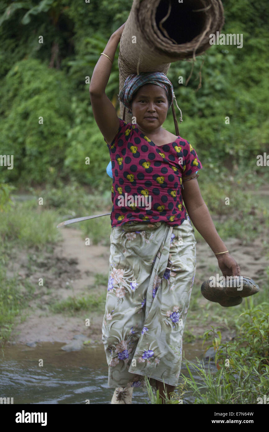 Bandorban, Bangladesh. 19th Sep, 2014. Tribal people in Bandorban ...