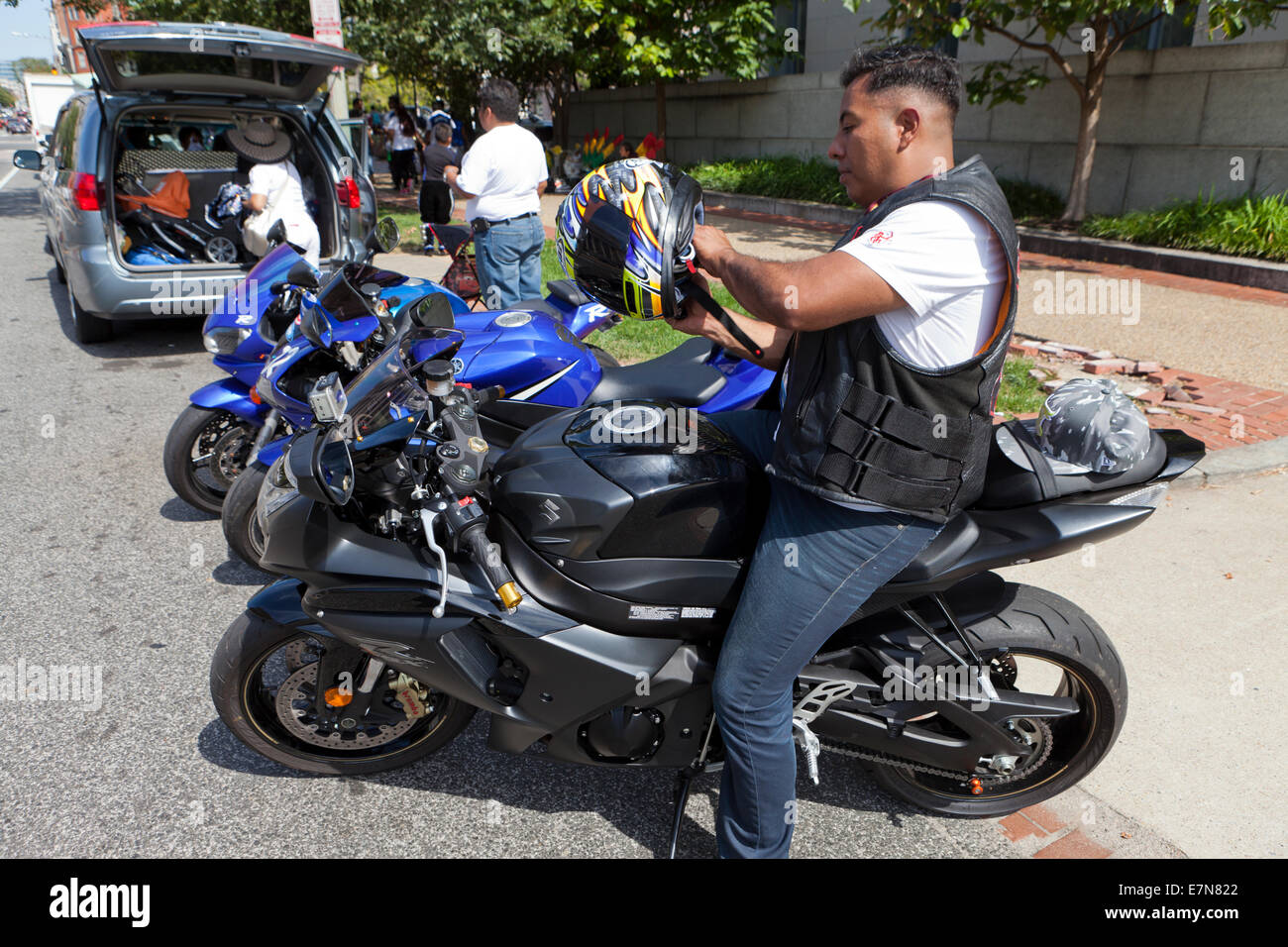 Sitting motorcycle hi-res stock photography and images - Alamy