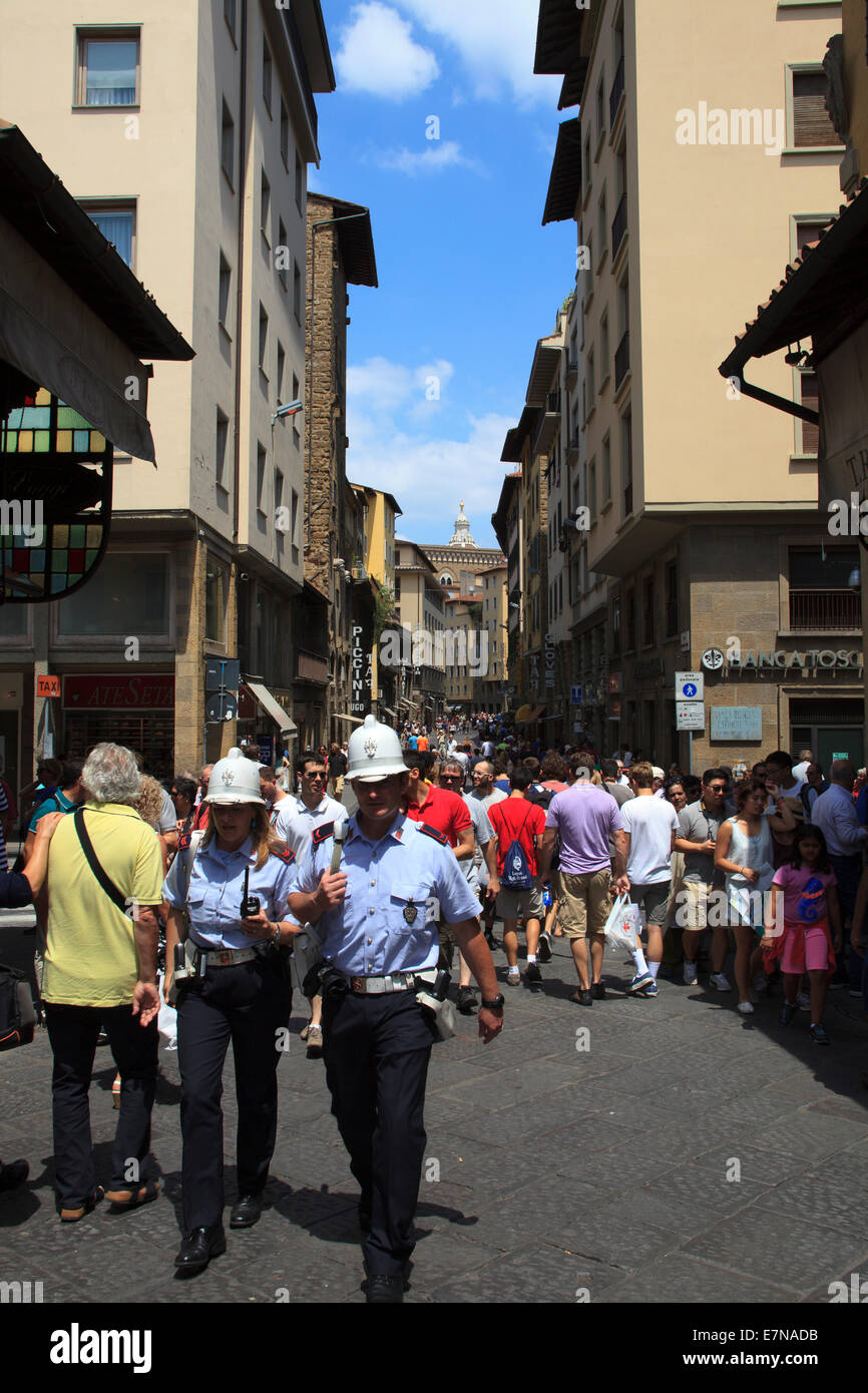 People walking in the city, Florence, Firenze, Tuscany, Italy Stock ...
