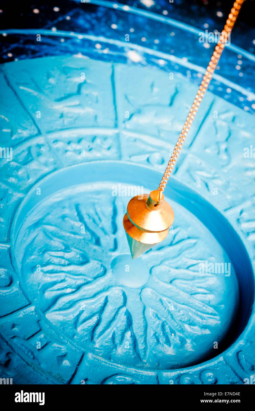 Pendulum divination hi-res stock photography and images - Alamy