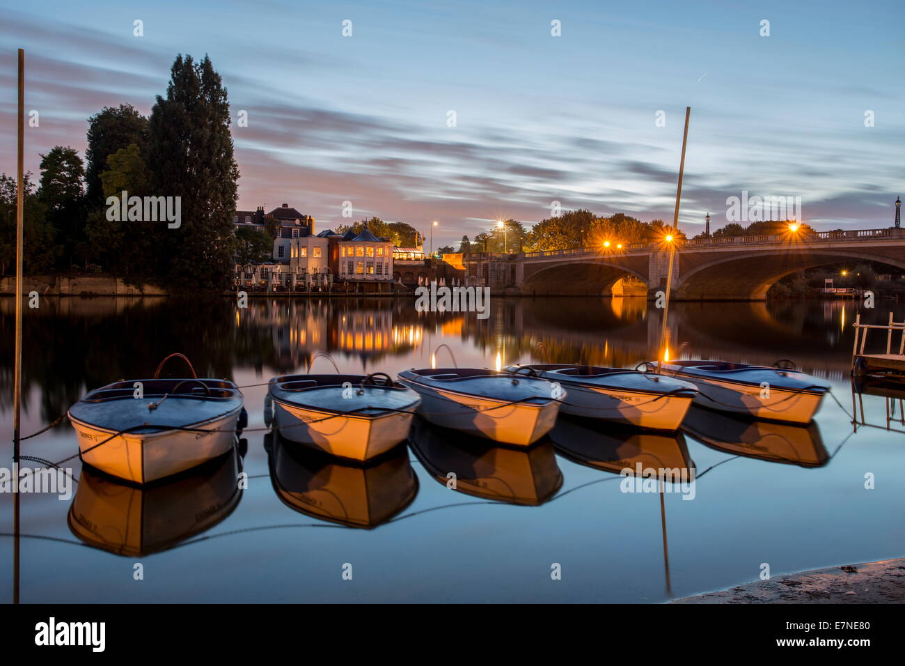 boats for hire, hampton court Stock Photo - Alamy