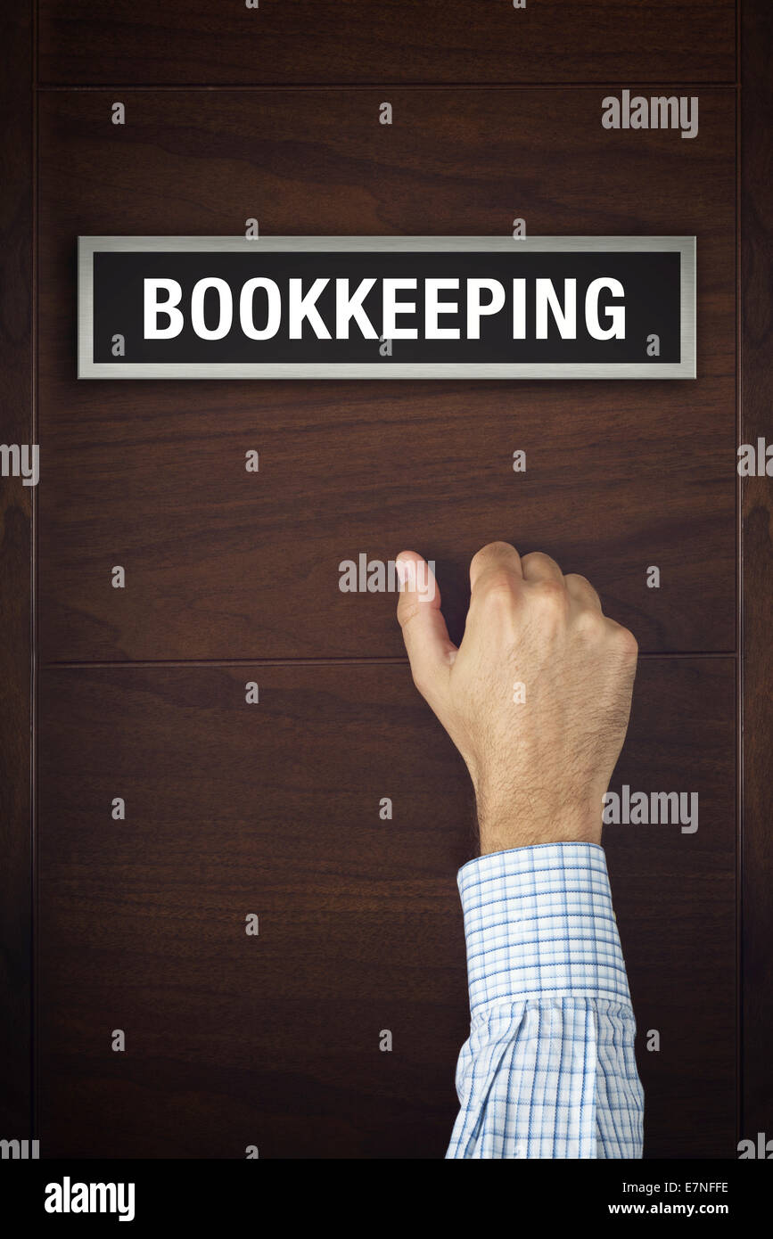 Man knocking door office hi-res stock photography and images - Alamy