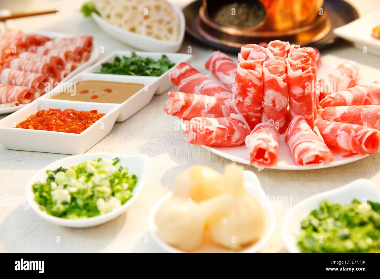 Chafing dish hi-res stock photography and images - Alamy