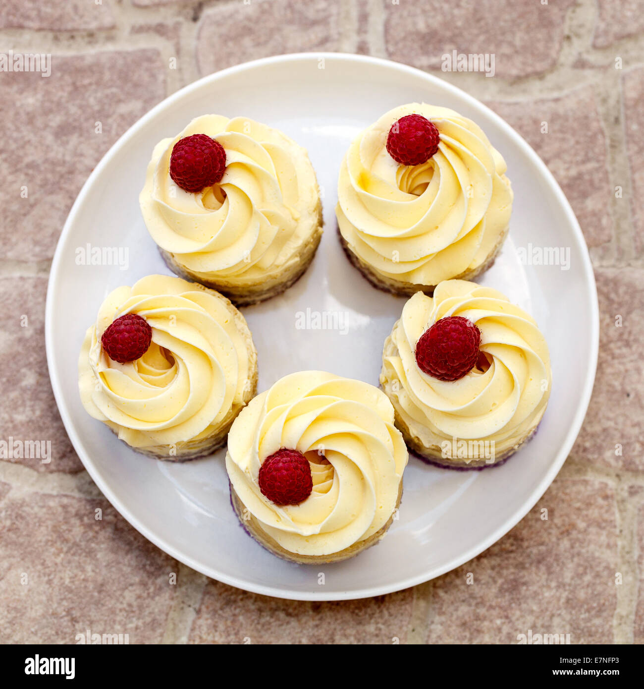 Delicious sweet buffet with cupcakes on the plate Stock Photo - Alamy