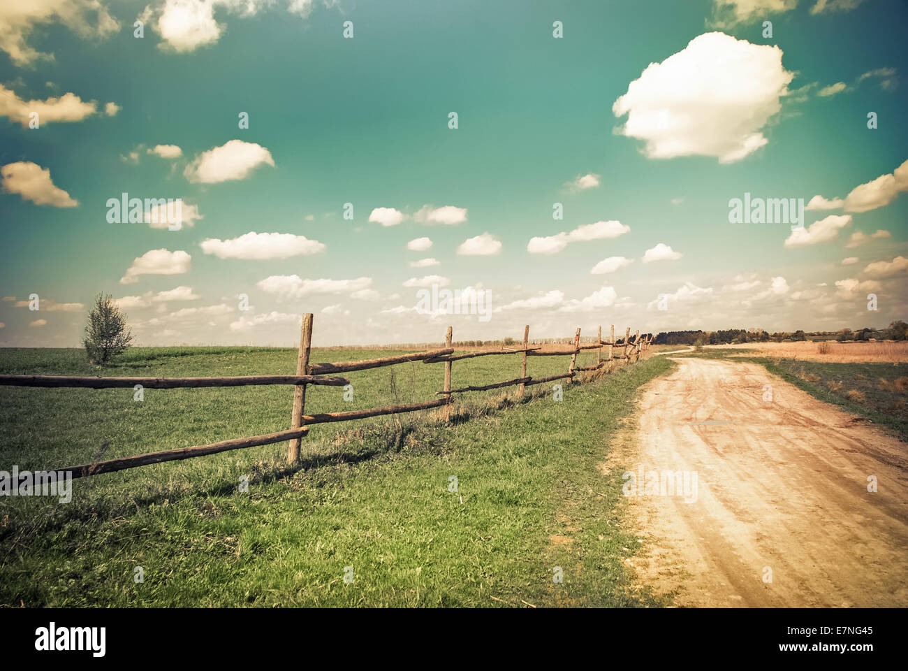 Rural rural sun and countryside hi-res stock photography and images - Alamy