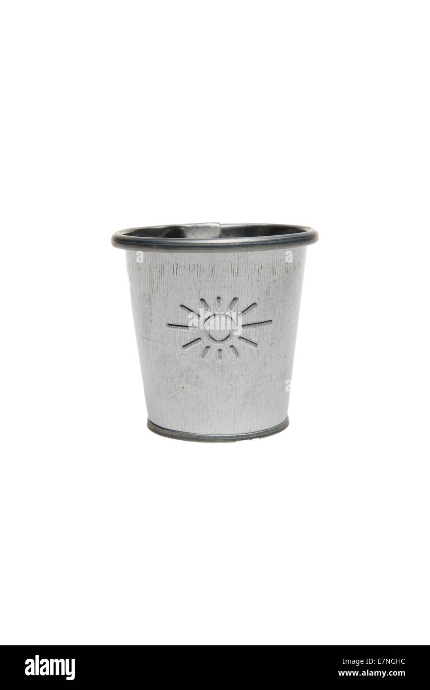 China trash can hi-res stock photography and images - Alamy