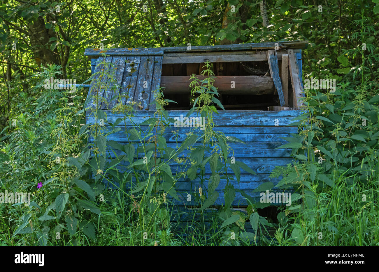 Shed yard well hi-res stock photography and images - Alamy