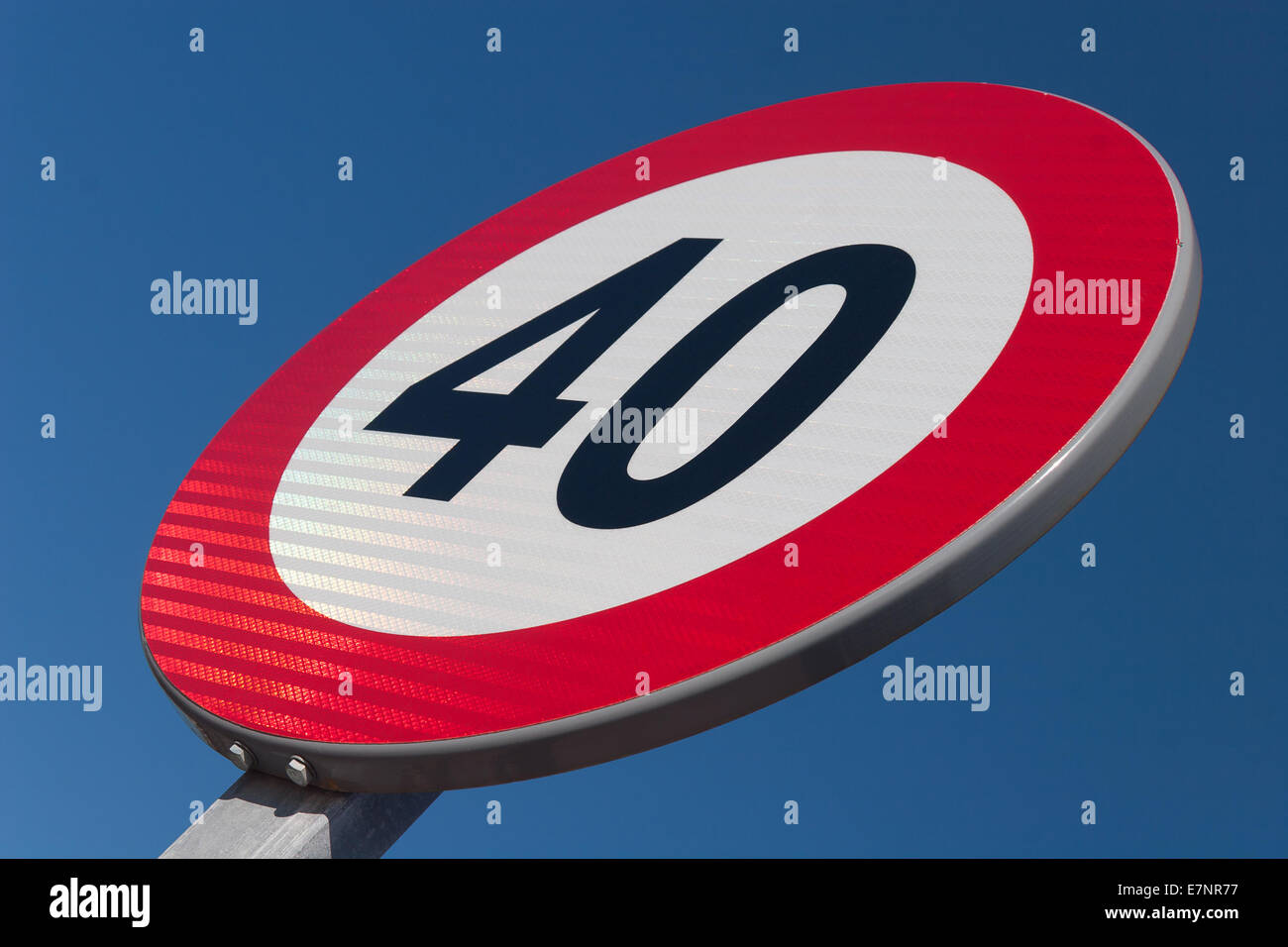 Speed limit sign Stock Photo - Alamy