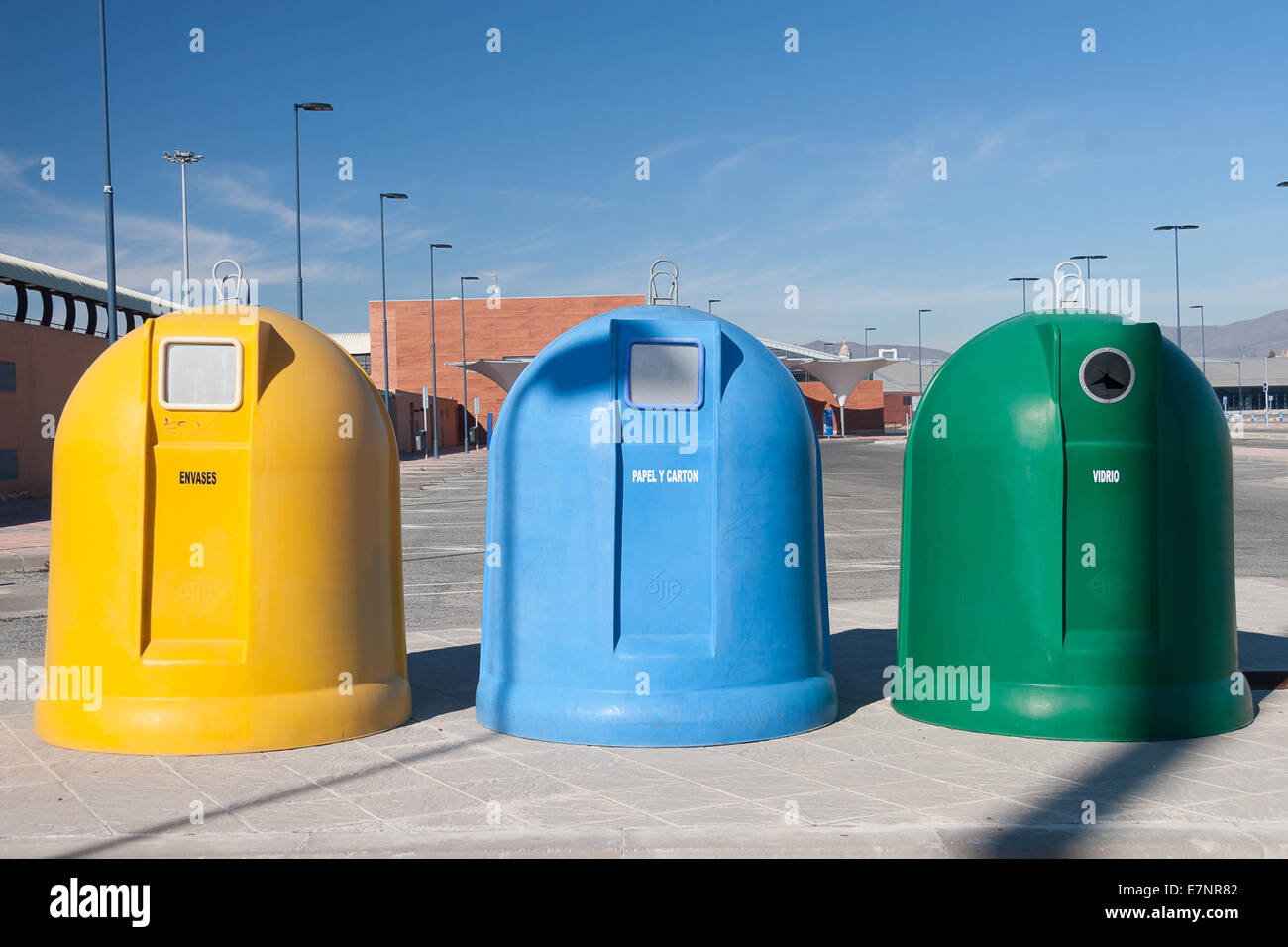 Waste and garbage hi-res stock photography and images - Alamy