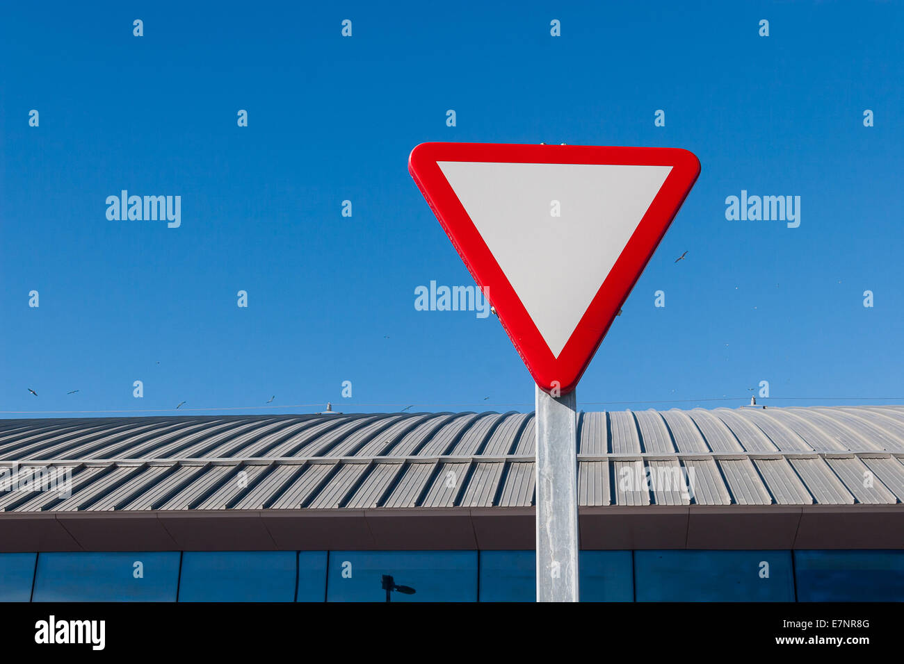 Traffic yield sign hi-res stock photography and images - Alamy