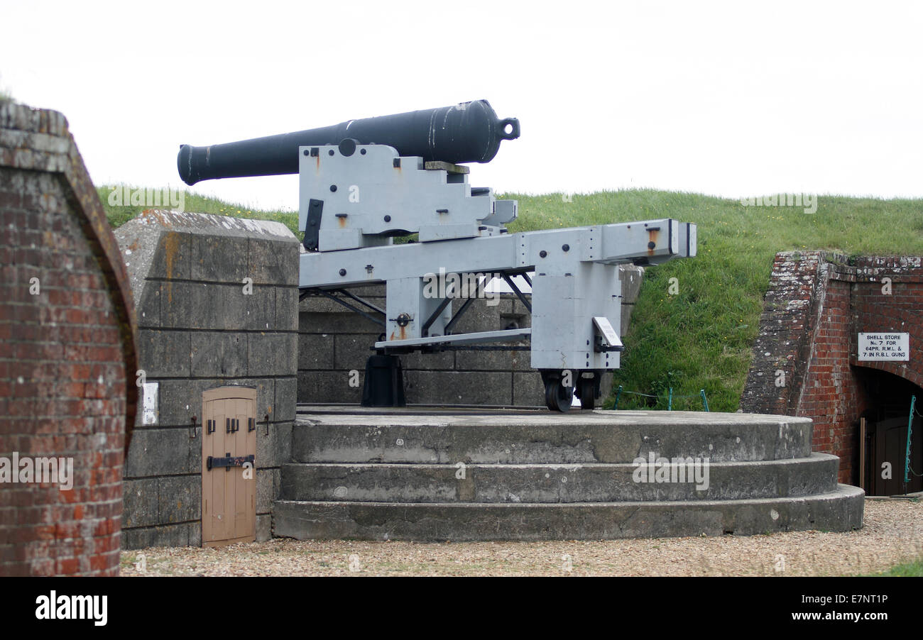 Smoothbore gun hi-res stock photography and images - Alamy
