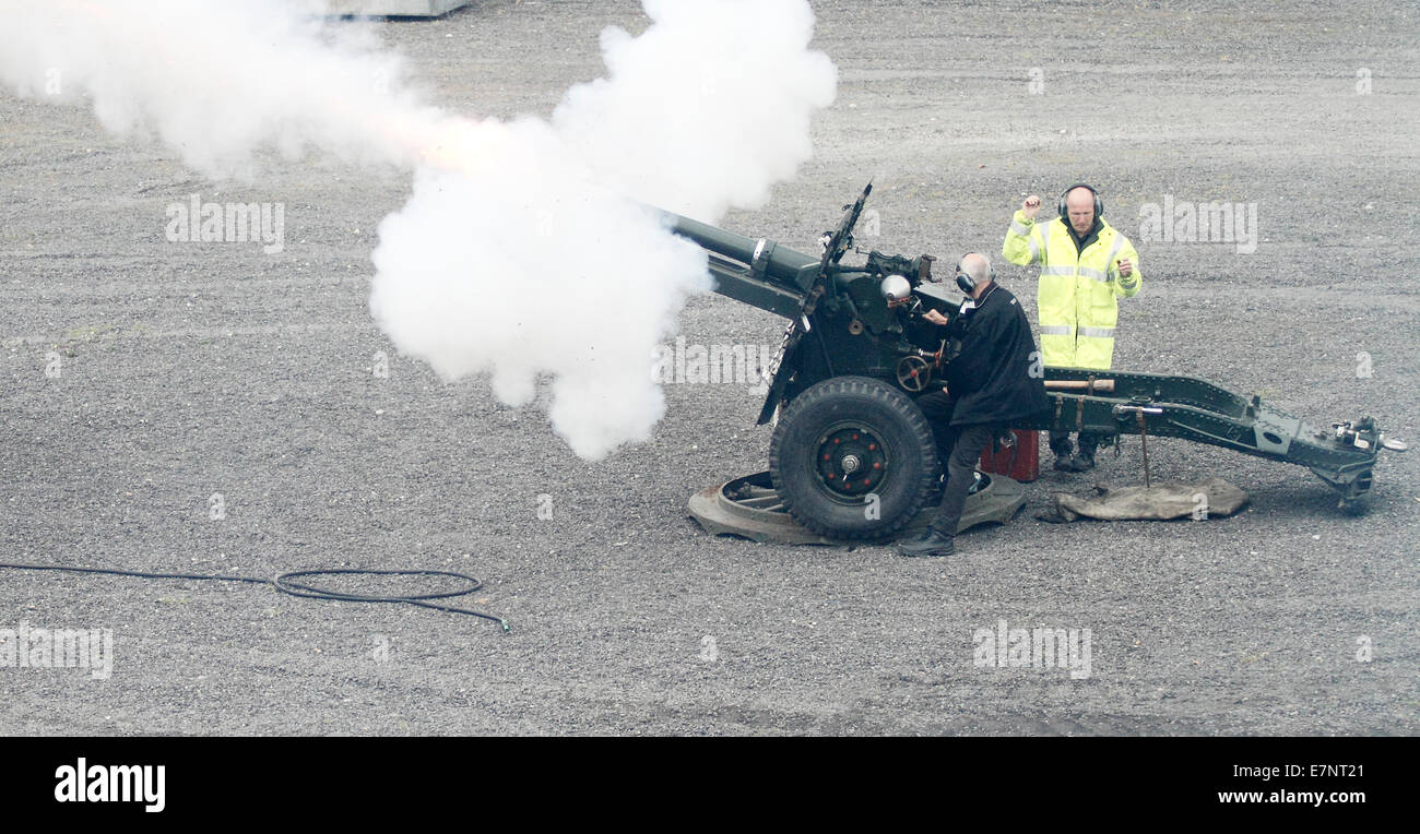 25 pounder hi-res stock photography and images - Alamy
