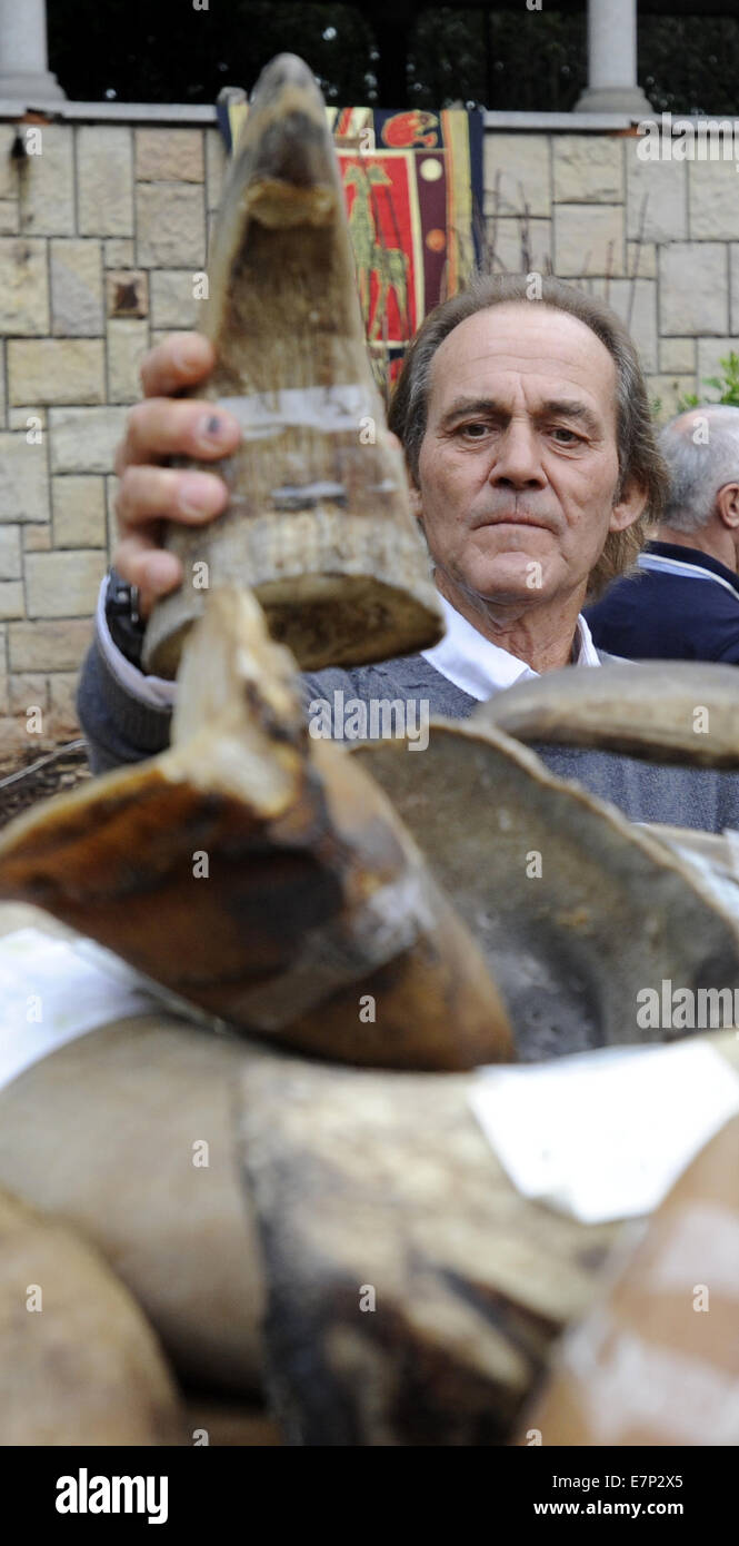 Tony fitzjohn hi-res stock photography and images - Alamy