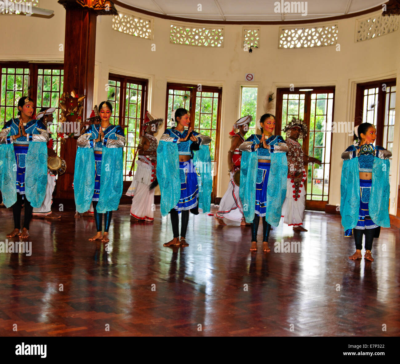Kandyan Dancers in Costumes,The three classical dance forms differ in ...