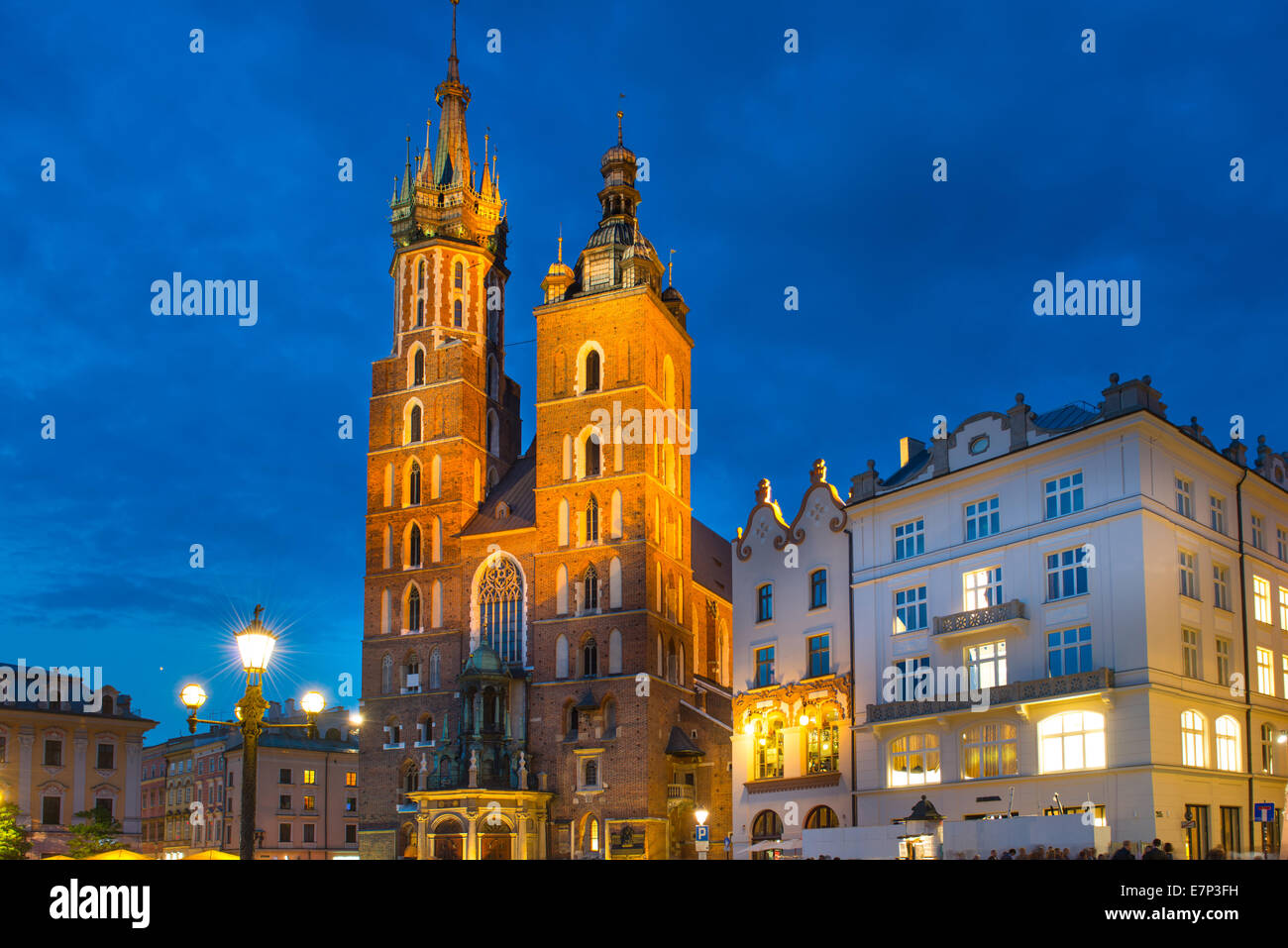St marys church sukiennice hi-res stock photography and images - Alamy