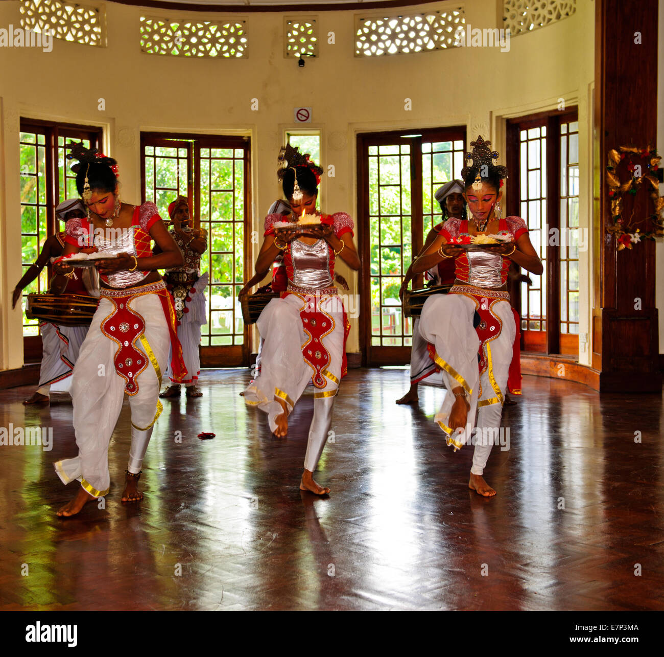 Kandyan Dancers in Costumes,The three classical dance forms differ in ...