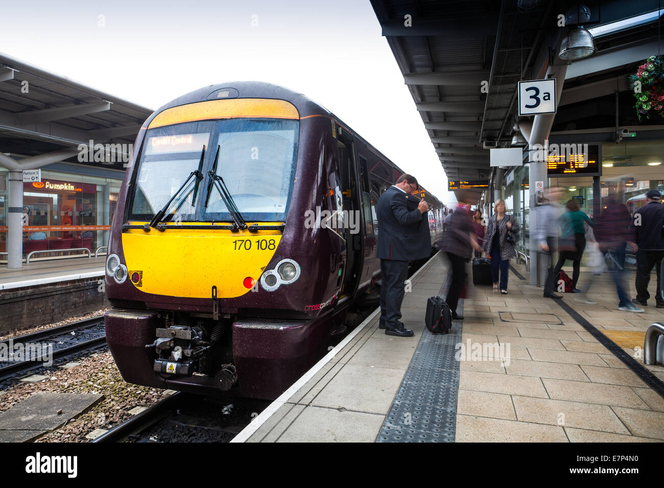 Purple & Yellow Class 170 108 East Midlands, Crosscountry commuter ...