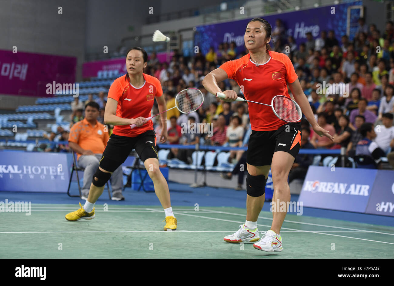 Incheon, South Korea. 22nd Sep, 2014. Tian Qing (R) and Zhao Yunlei of ...