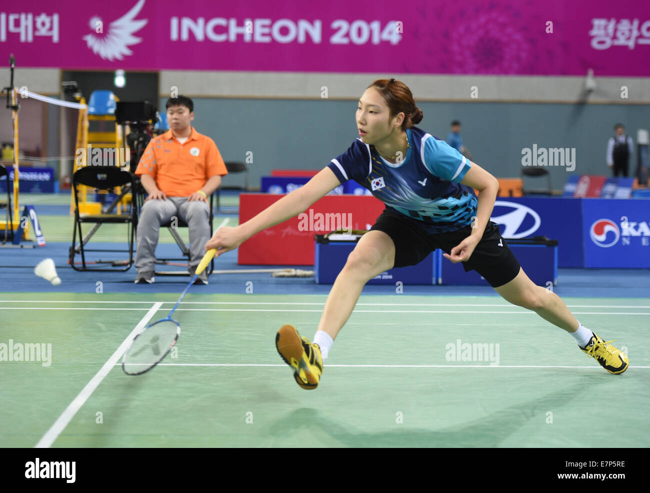 Incheon, South Korea. 22nd Sep, 2014. South Korea's Sung Jihyun returns ...