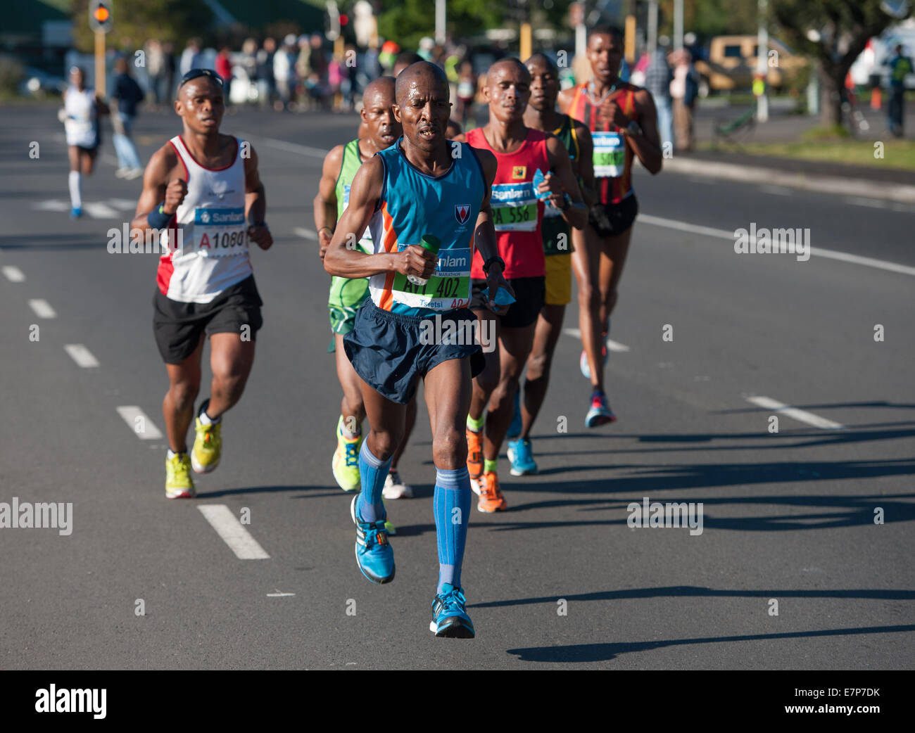 Sanlam cape town marathon hi-res stock photography and images - Alamy