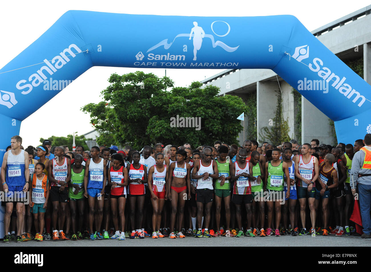 Sanlam cape town marathon hi-res stock photography and images - Alamy