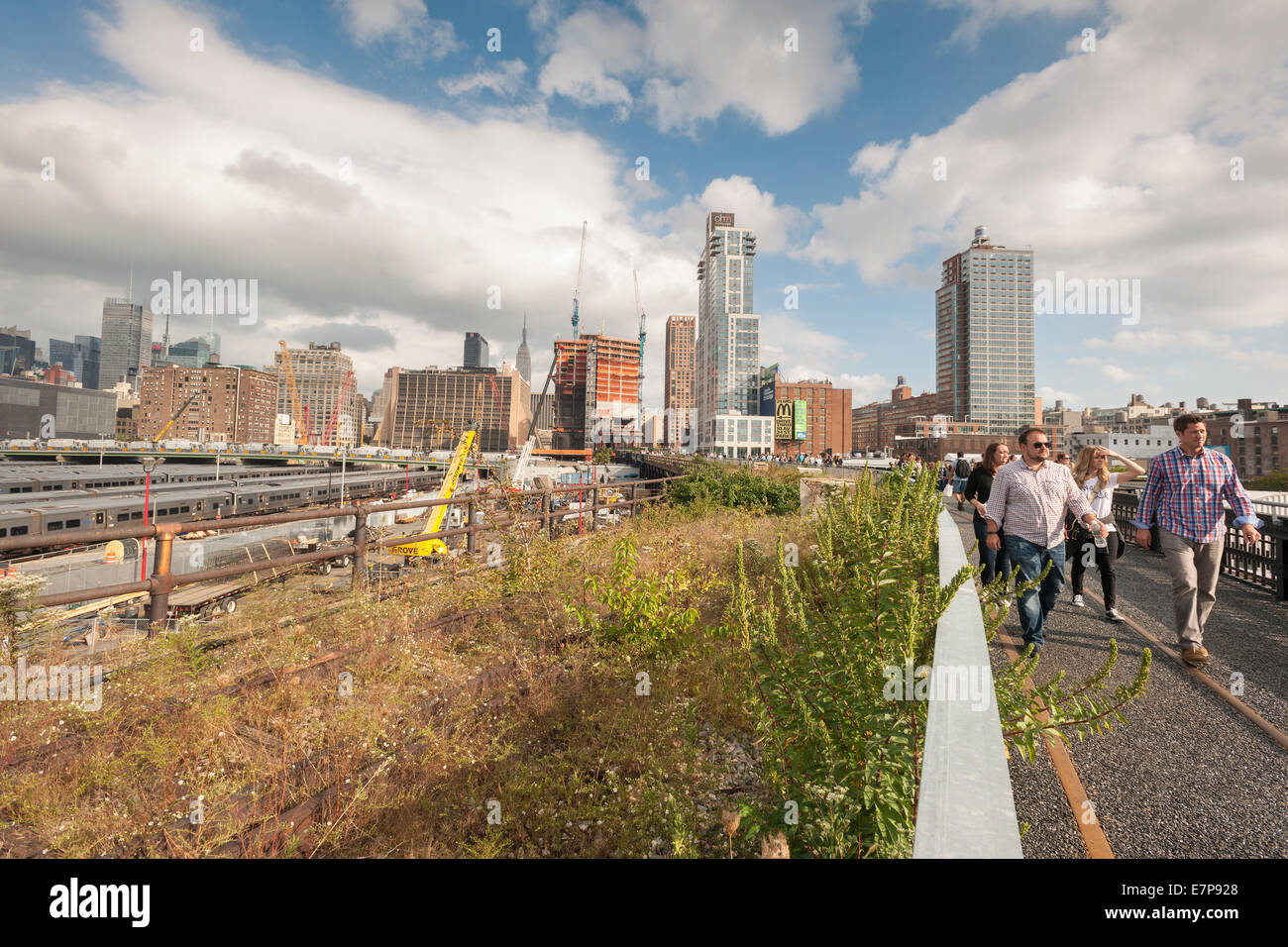 Highline section hi-res stock photography and images - Alamy