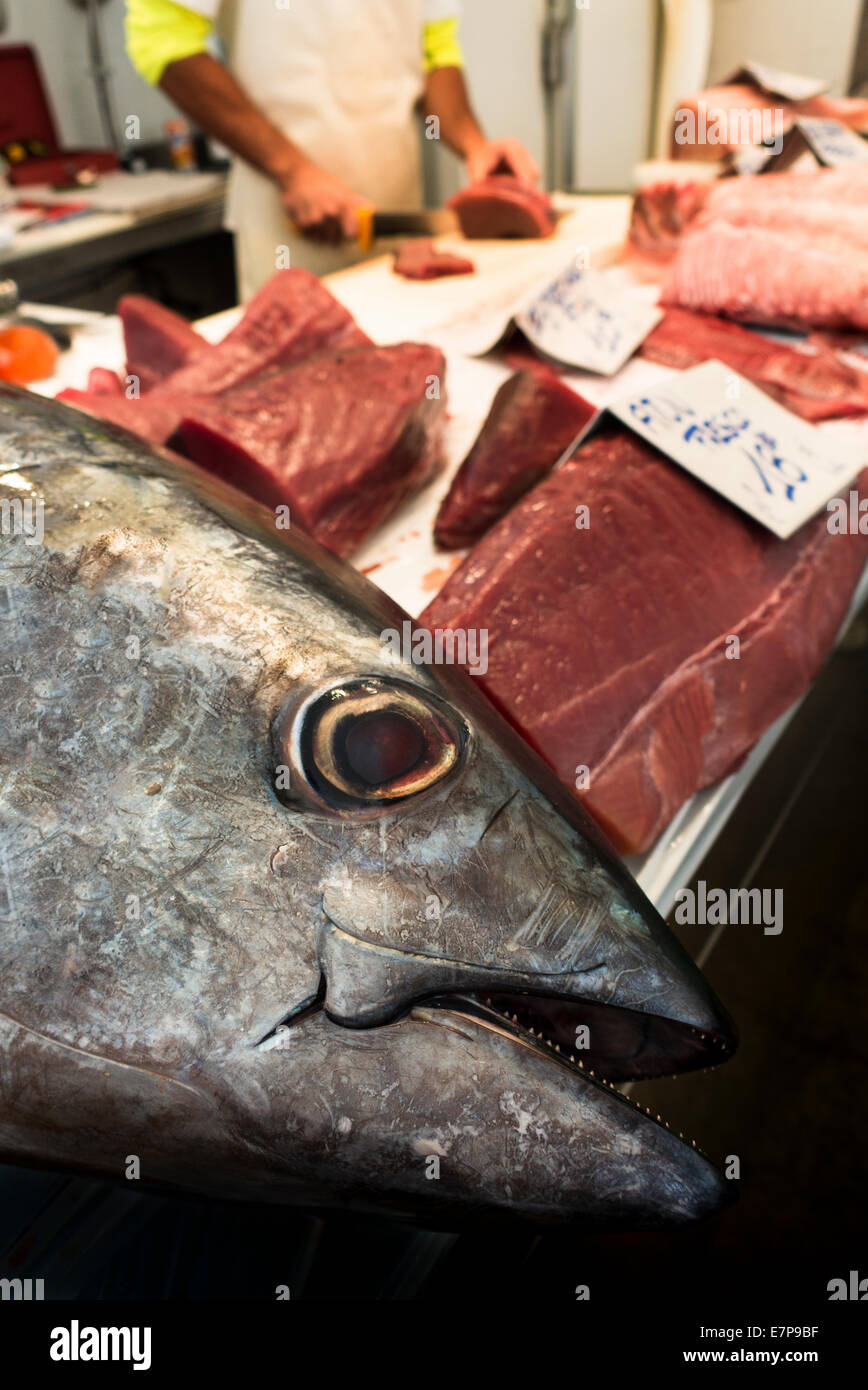 Spain, Cadiz, Tuna fish on fish market Stock Photo - Alamy