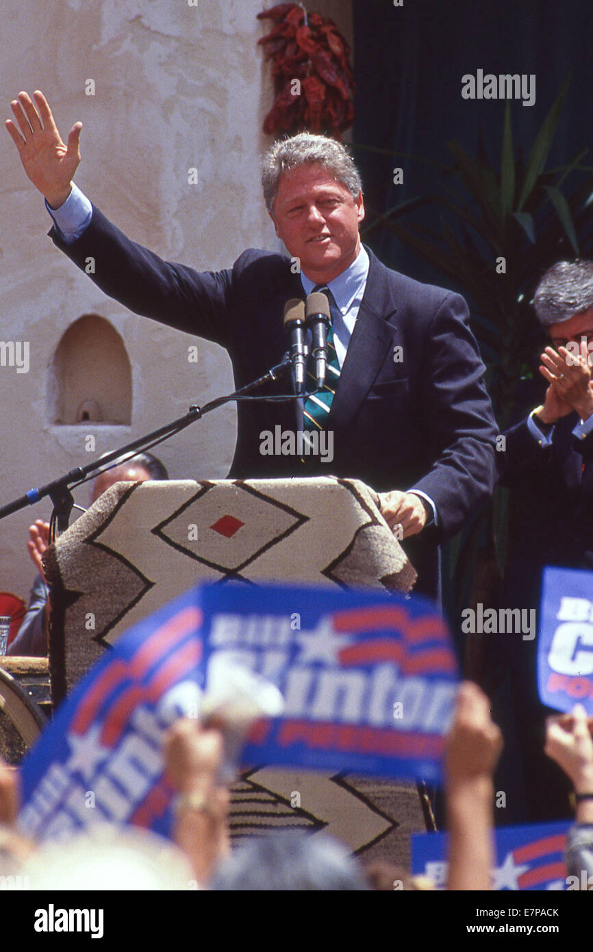 George hw bush 1992 hi-res stock photography and images - Alamy