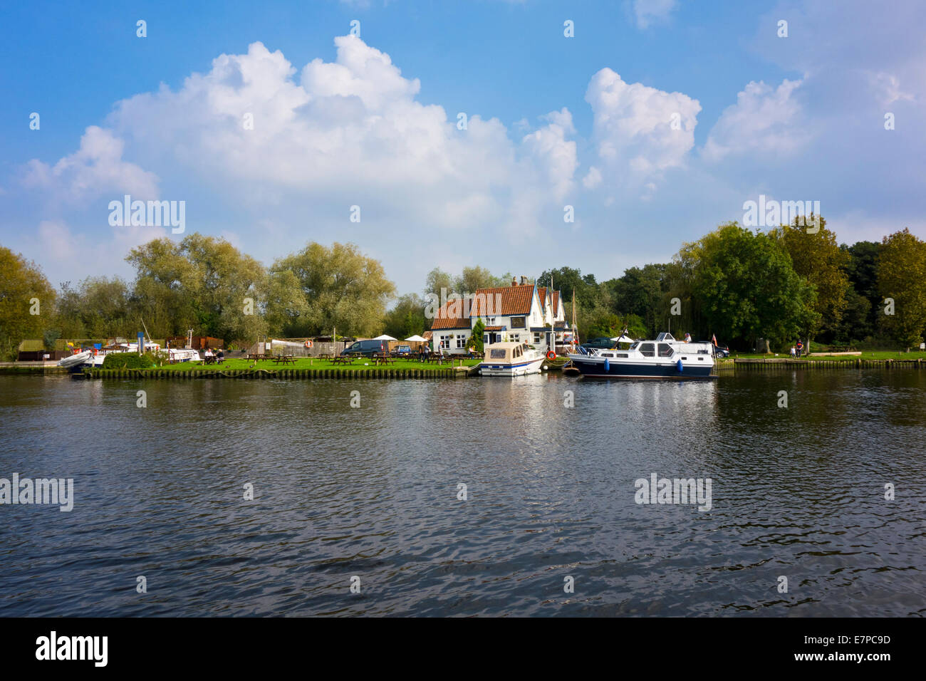 Surlingham norfolk hi-res stock photography and images - Alamy