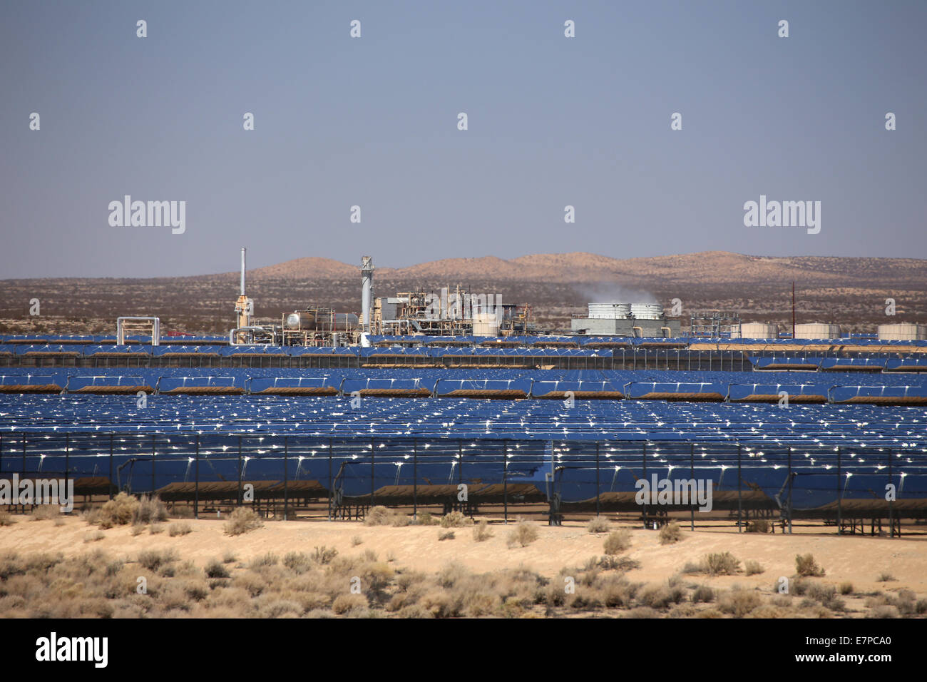 View over Kramer Junction Solar Power Generation Facility Stock Photo ...