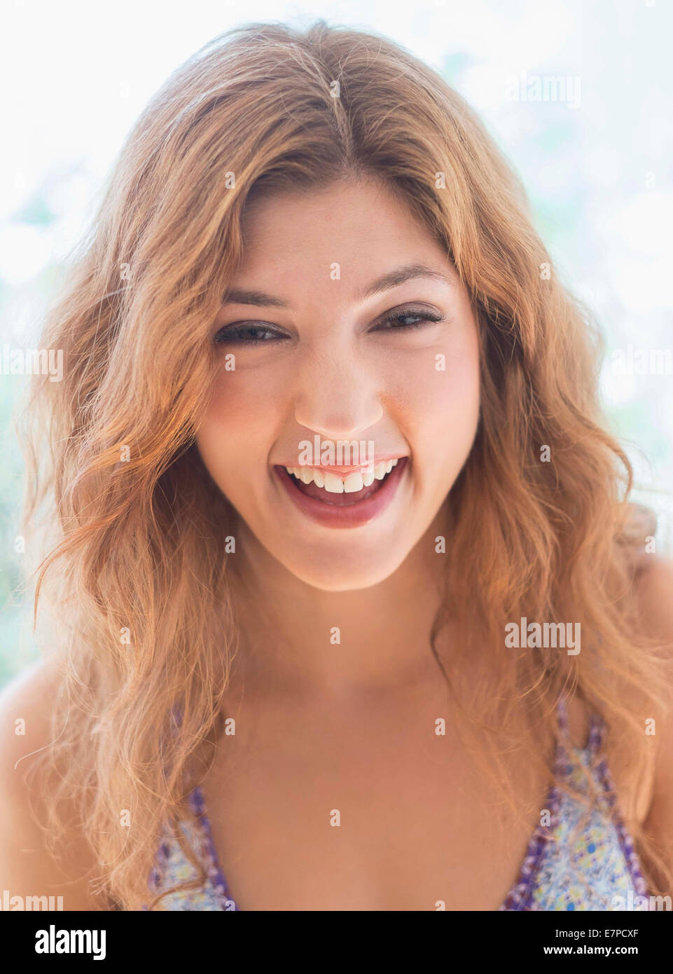 Happiness giggle giggling toothy smile hi-res stock photography and ...