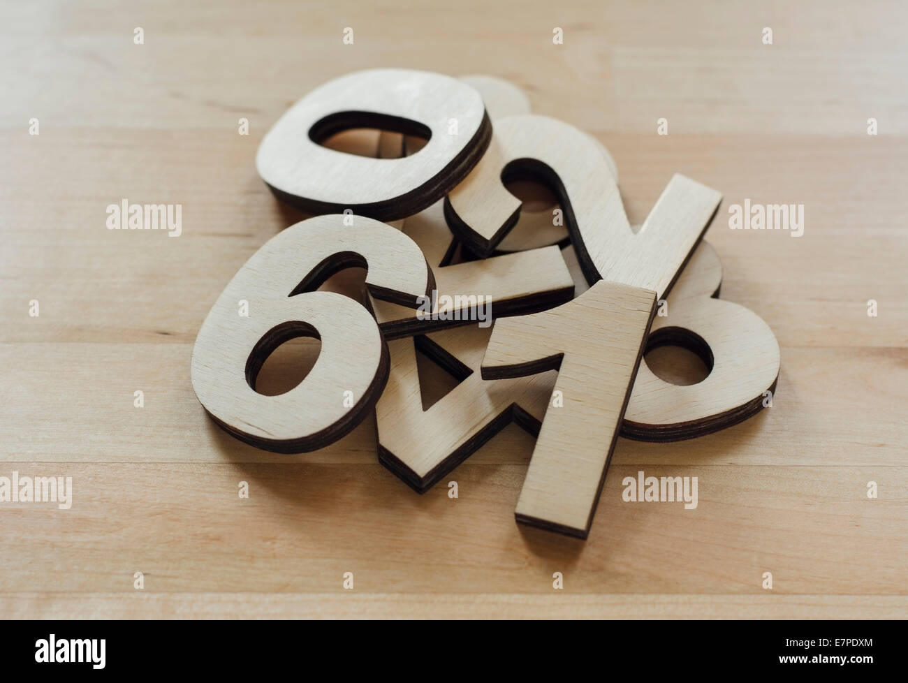 Wooden numbers hi-res stock photography and images - Alamy