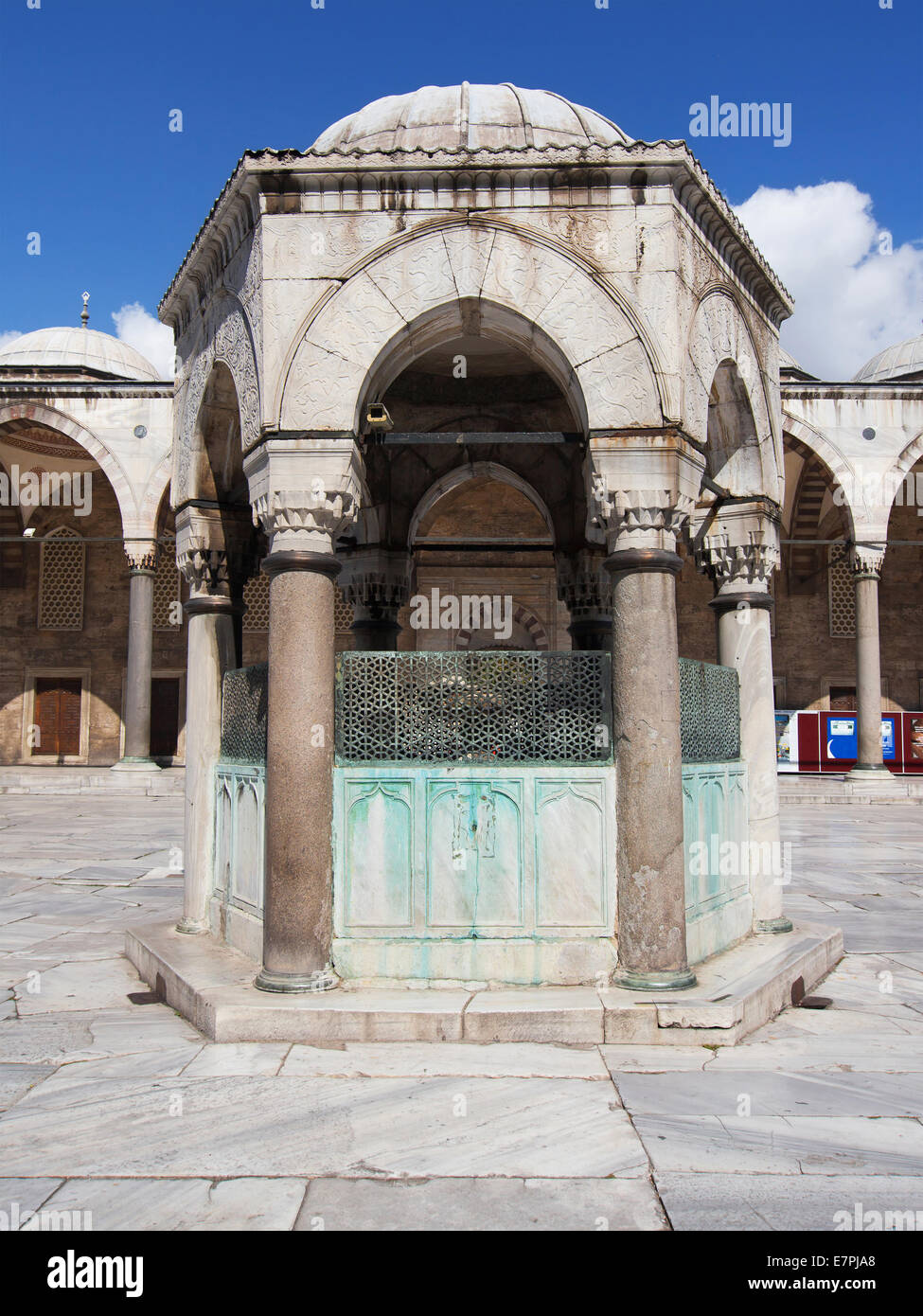 Ablution fountain in the courtyard of the Blue Mosque, Istanbul, Turkey ...