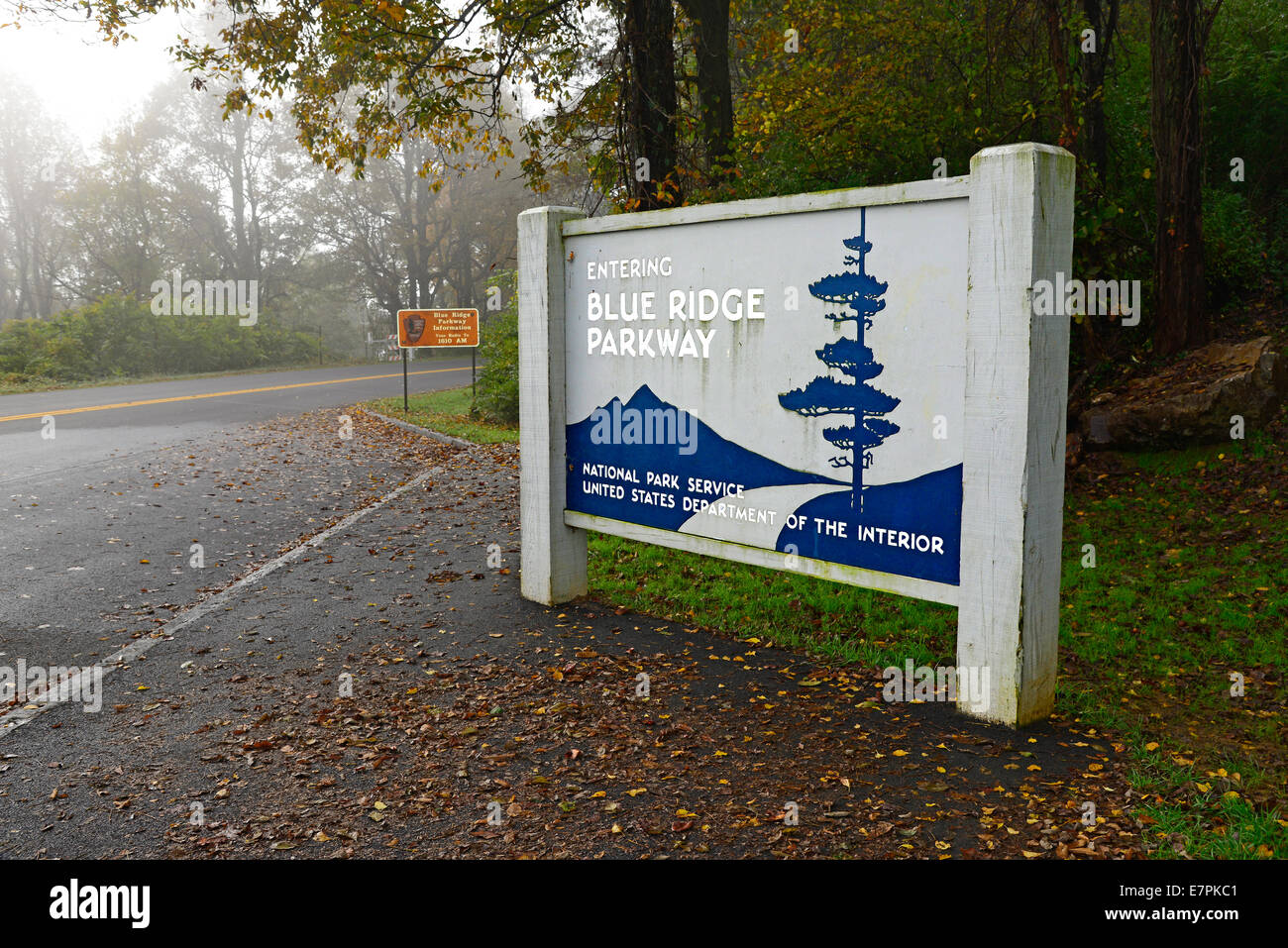 Welcome sign to the Blue Ridge Parkway Virginia VA State Stock Photo ...