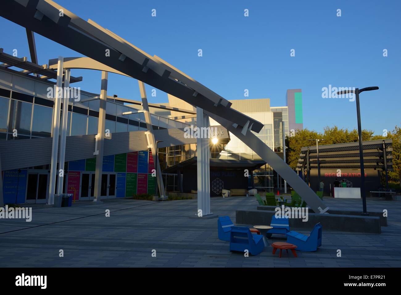 Google headquarters sign mountain view hi-res stock photography and ...