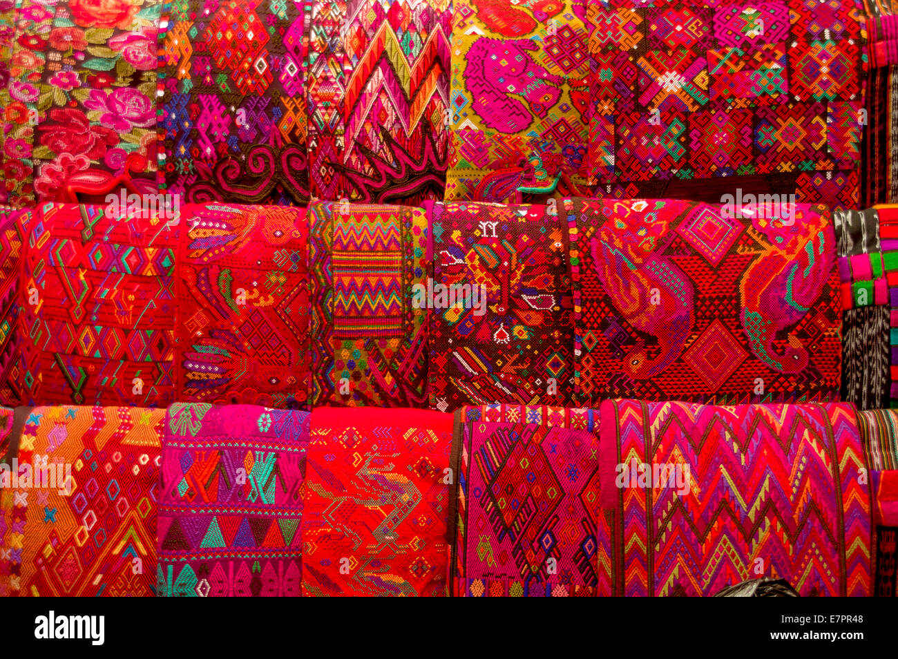 traditional mayan textiles Stock Photo - Alamy